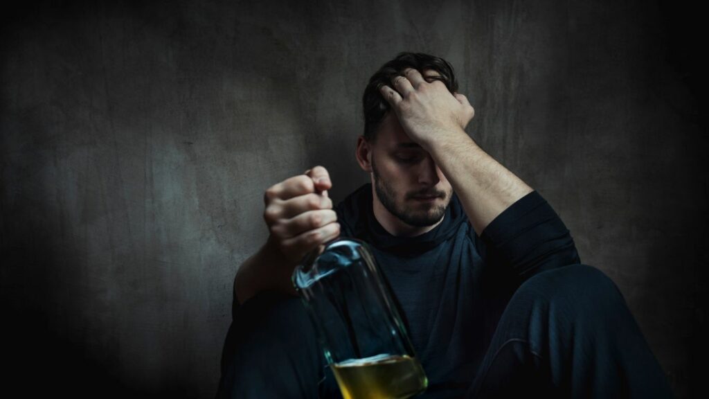 Signs An Alcoholic Is Drinking Again - TruPath Recovery