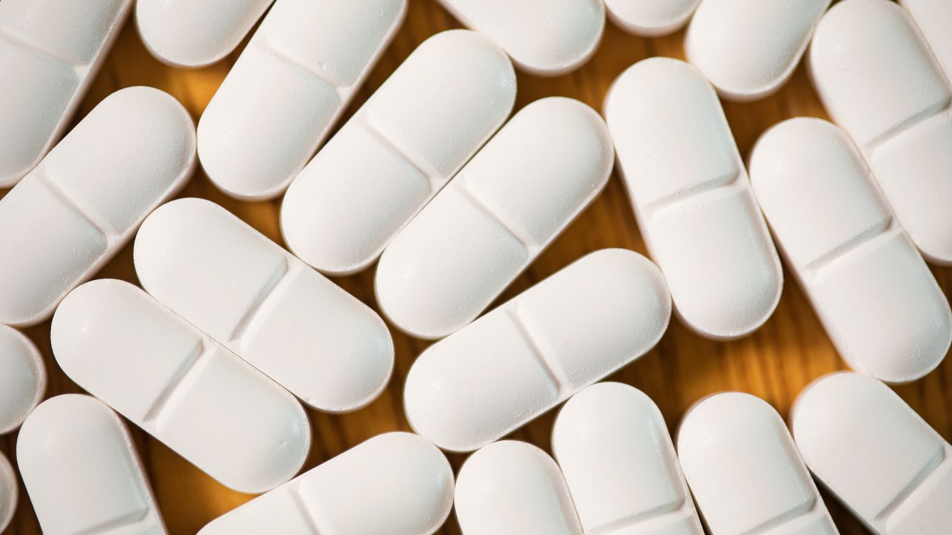 How Long Does Vicodin Stay in Your System? - TruPath Recovery